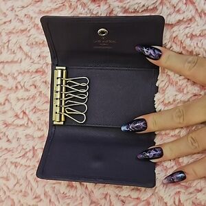 Louis Vuitton | Accessories | Vintage Louis Vuitton Purple Key Holder ...